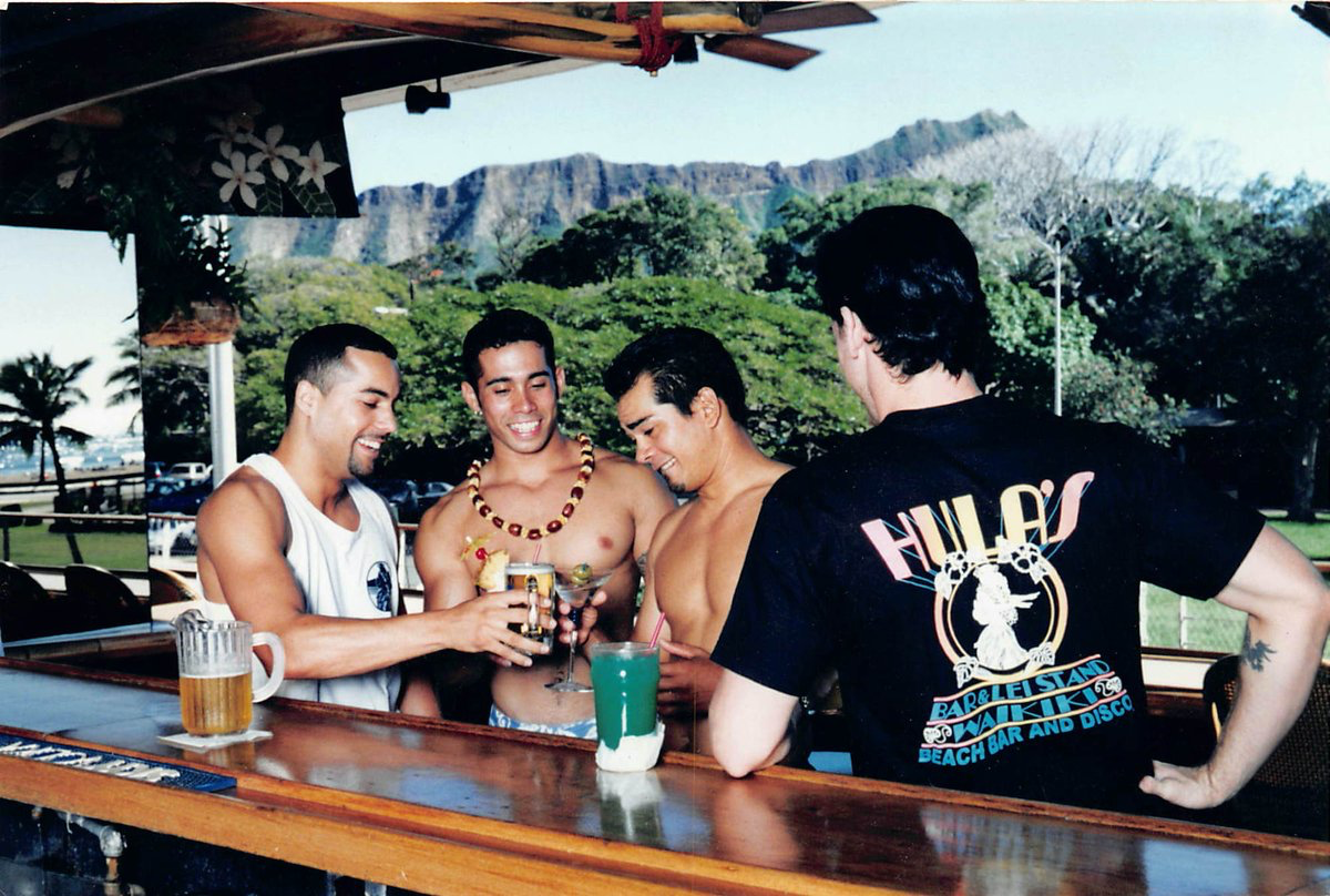 History - Hula's Bar & Lei Stand